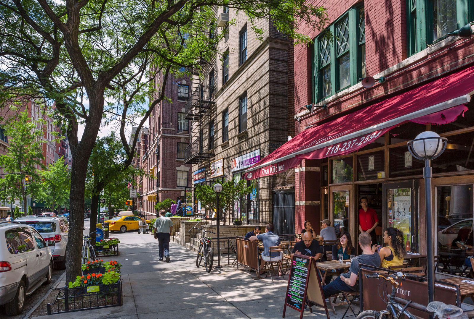 This joke will never get old for Jake 📼 #BrooklynNineNine #JakePeralta ...