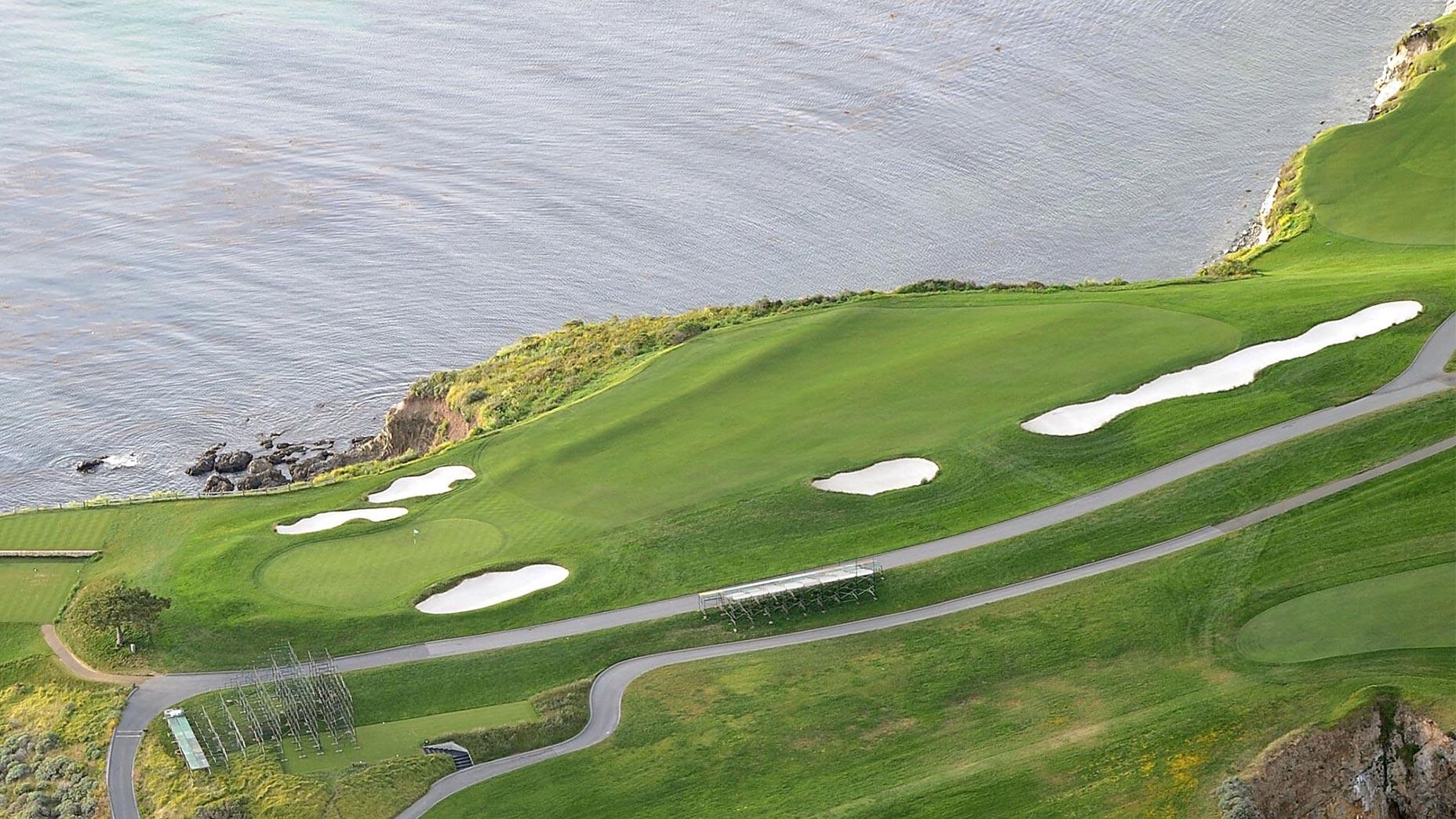Mastering the Par-5: Expert Insights on When to Take the Risk! - Golf ...